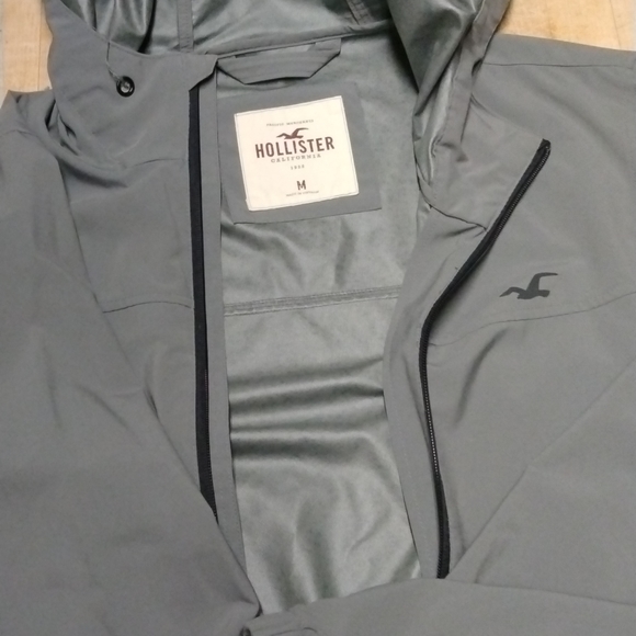 Hollister | Jackets & Coats | Mens Size Medium Grey Hollister Rain Coat ...